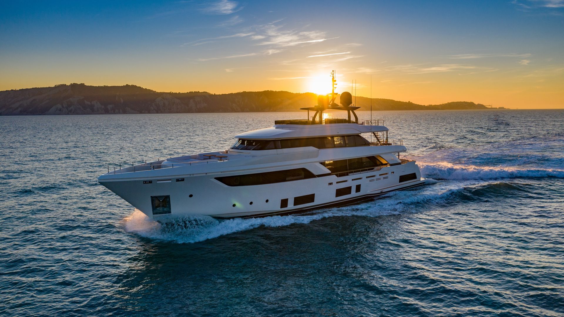 Navetta 37 yacht (Custom Line, 37.03m, 2024)